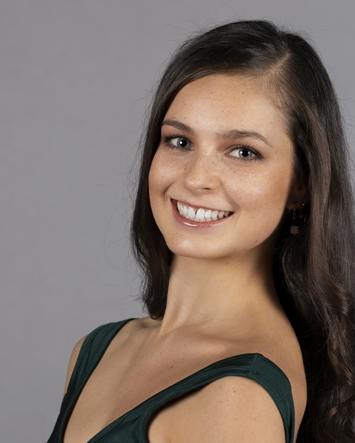 Bio Kaylie Conner - Ballet Victoria Conservatory